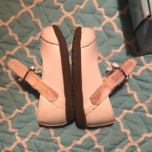 Stride Rite | Shoes | Stride Rite White Paten Leather Toddler Dress ...